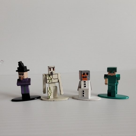 Toys | Lot 4 Minecraft Metal Mini Figures Pieces Figurines Shelf Sitter ...